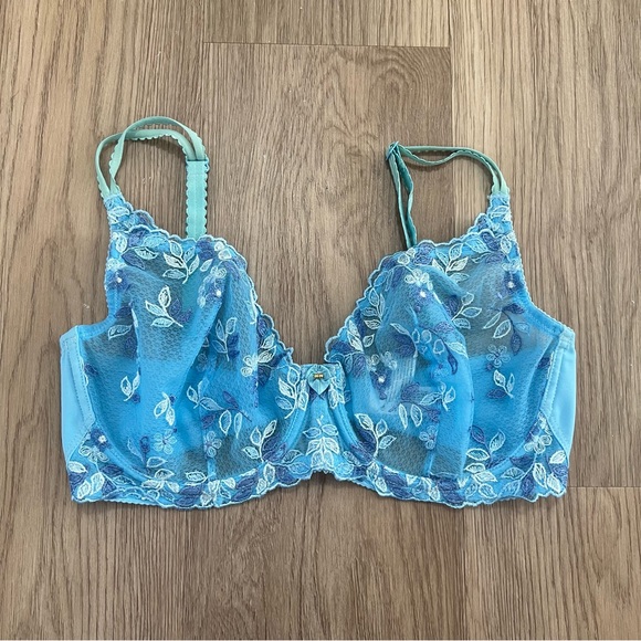Wacoal | Intimates & Sleepwear | Wacoal Blue Flower Fields Embroidered ...